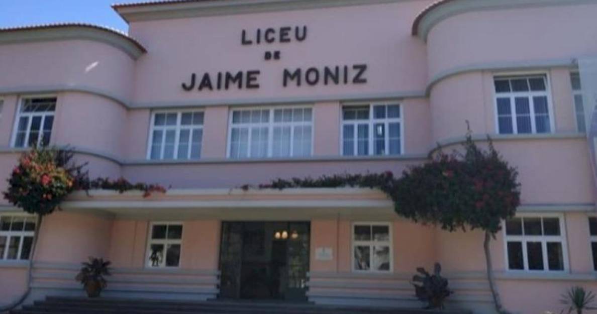 Escola Jaime Moniz dinamiza visita cultural a Berlim