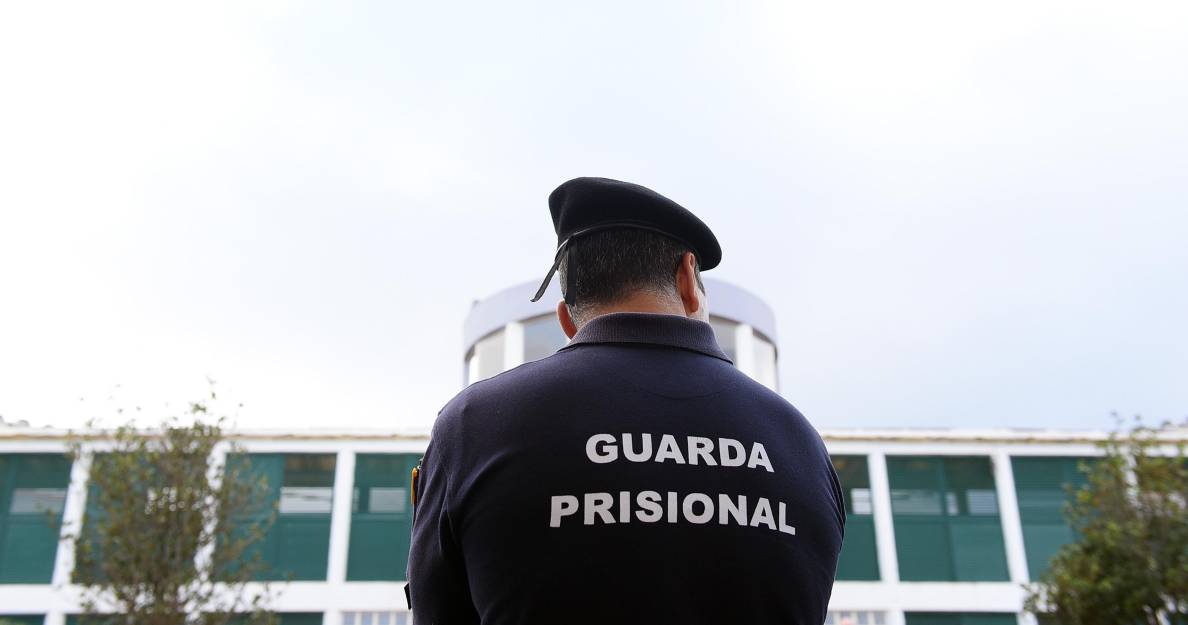 Associação Sindical da Guarda Prisional fala em caos e alerta para ...