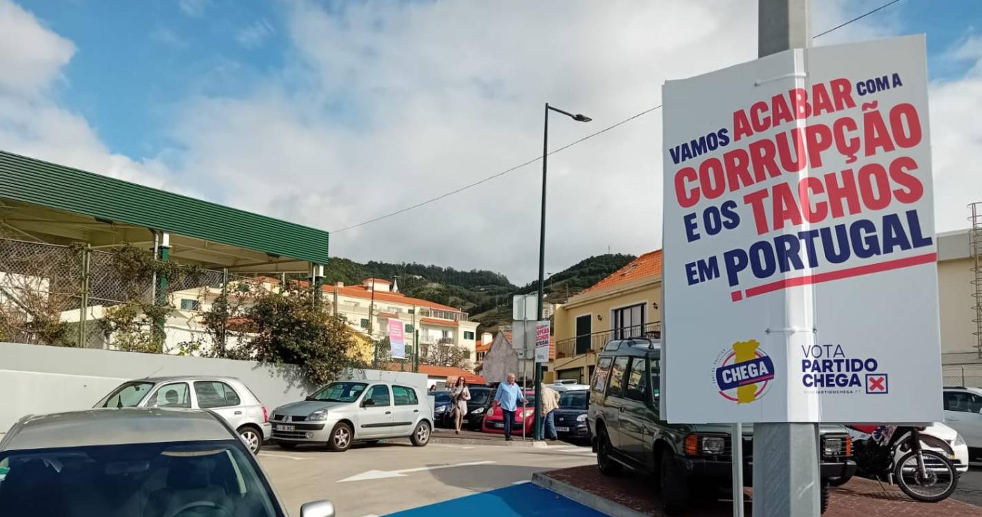 Cartazes do Chega motivam queixa do PSD à CNE
