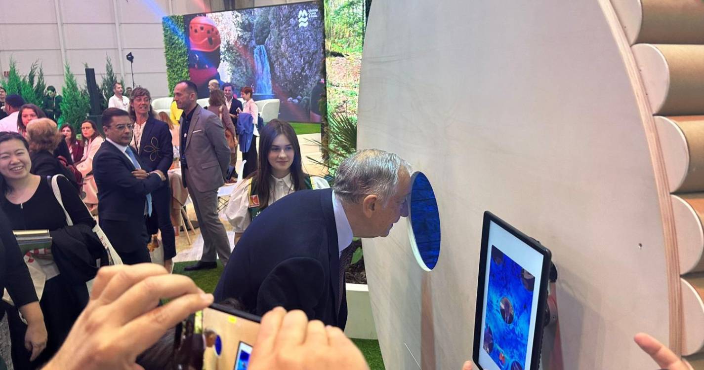 Marcelo visita stand da Madeira no segundo dia da BTL (com fotos)