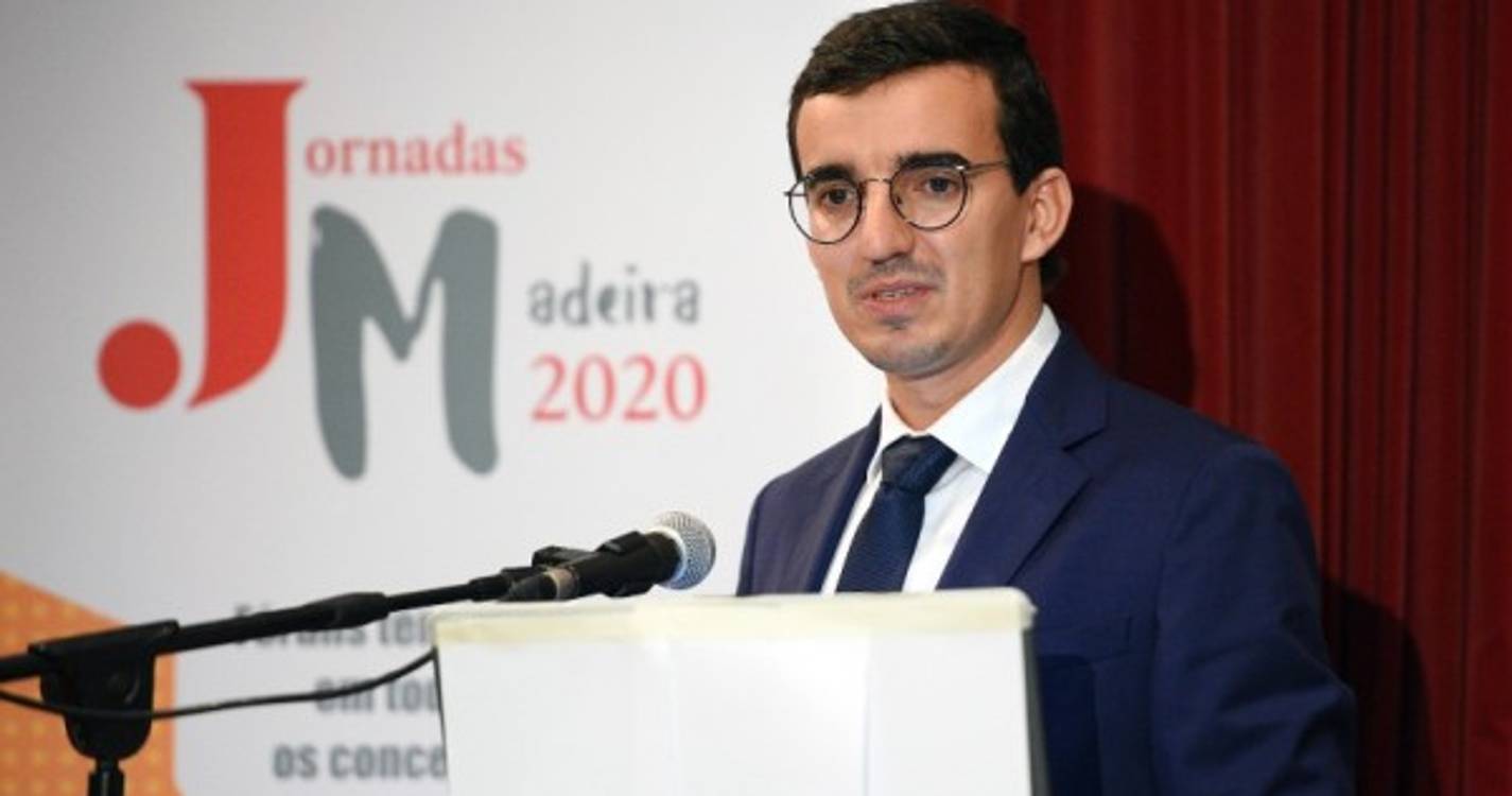 João Pedro Vieira apoia candidatura de Pedro Nuno Santos