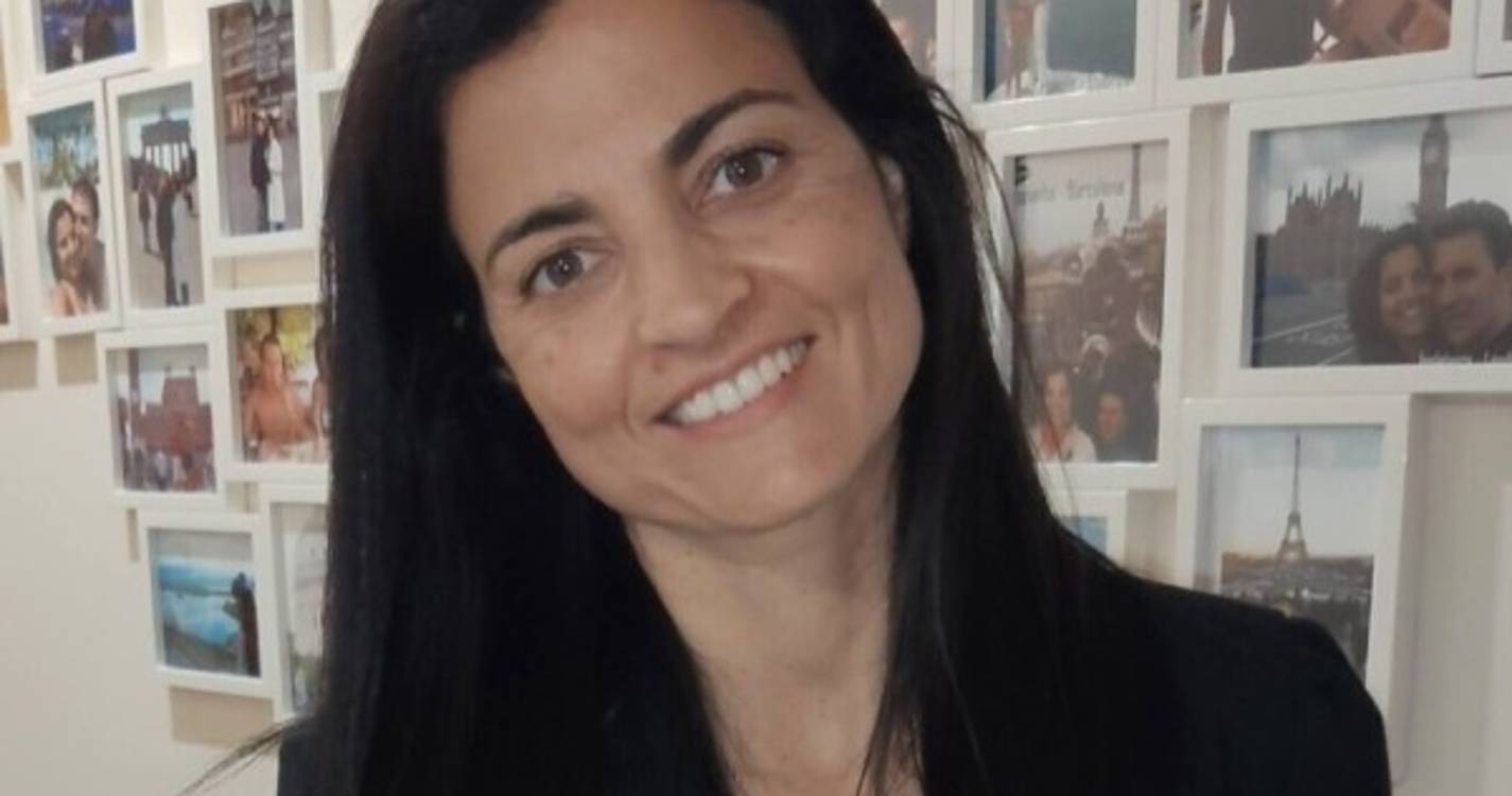 Escritora Elisabete Pereira apresenta a obra 'A Menina Que Não Sabia ...