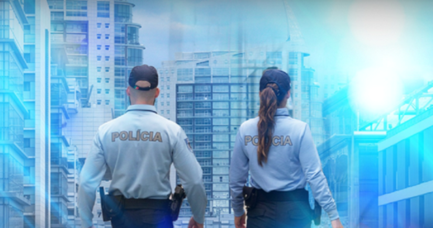 Aberto processo de recrutamento para admissão ao Curso de Formação de ...