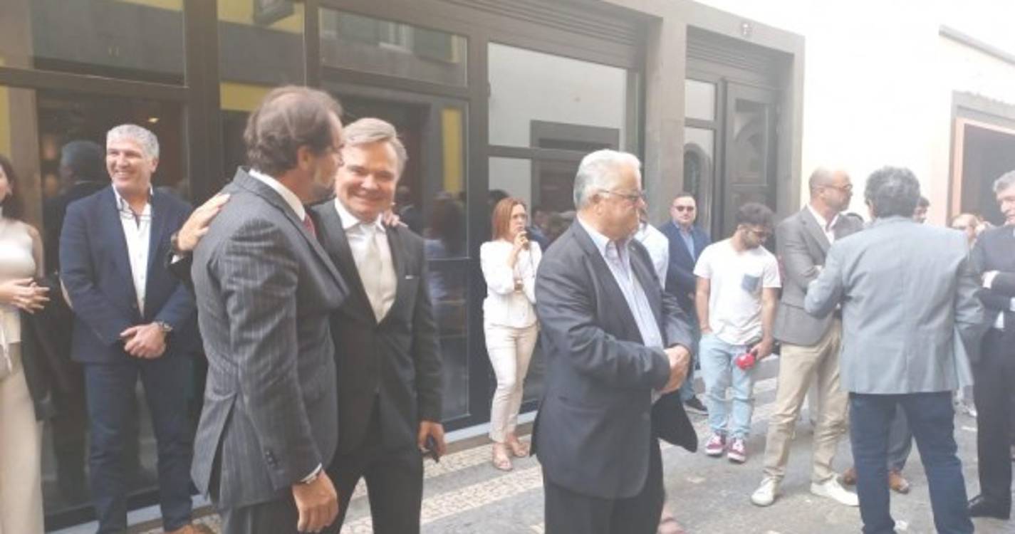 Anaclet Teixeira investiu cinco milhões na Rua da Alfândega (c/fotos)