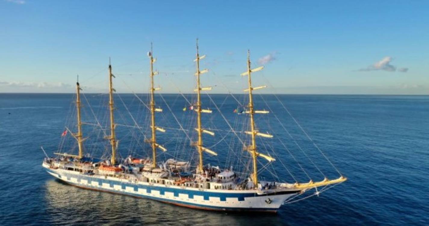 Veleiro turístico 'Royal Clipper' embeleza Pontinha até às 18h00 (com ...