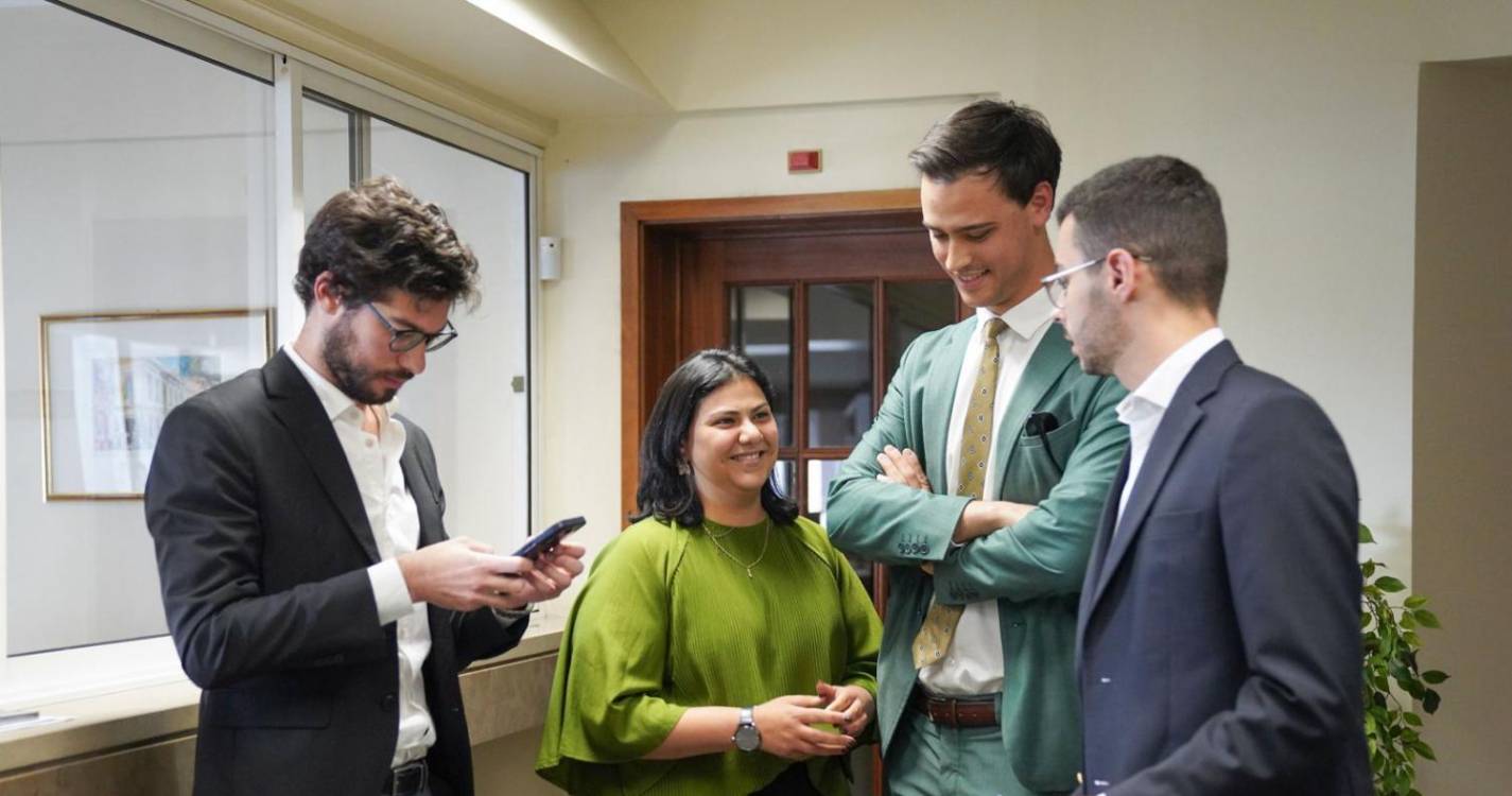 Candidatura de Manuel António denuncia o que diz serem “entraves atrás ...