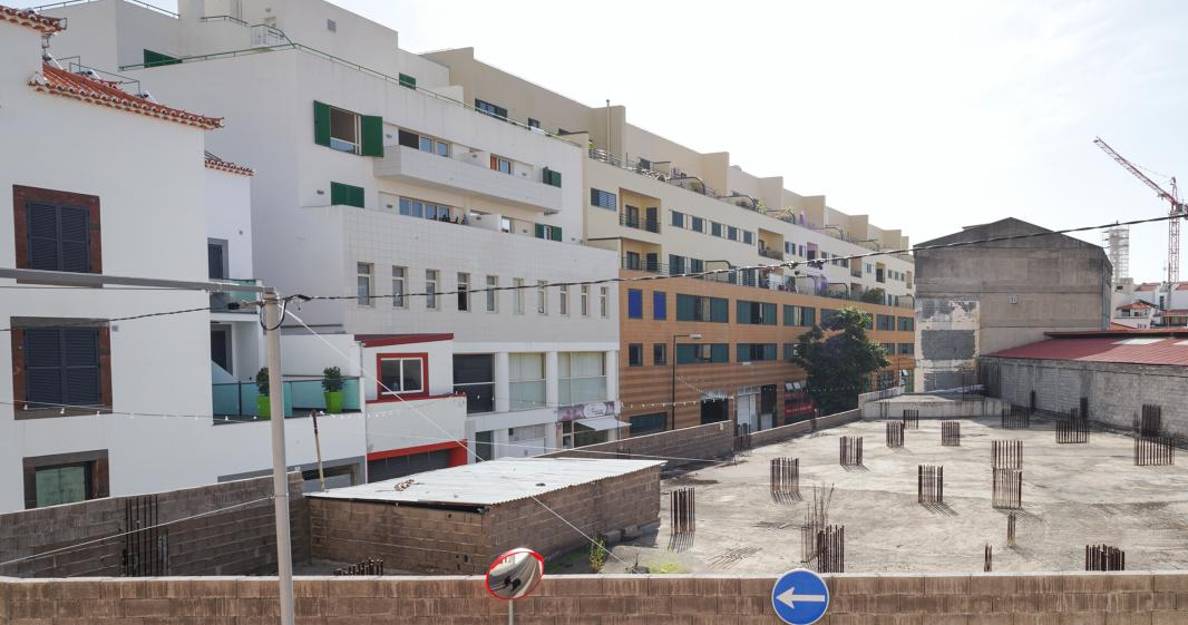 Nova cena de pancadaria na Rua do Ribeirinho