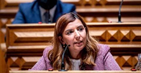 Sara Madruga da Costa aponta falhas na área da Justiça e pede mais ...