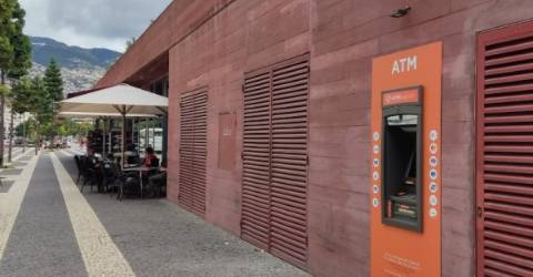 SMD disponibiliza máquina ATM Express na Praça CR7